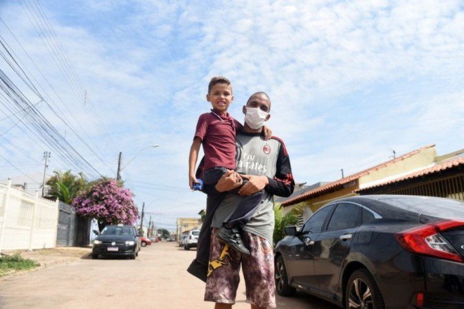 "Foram 2 anos, 10 meses e 8 dias de espera", diz mãe de jovem preso injustamente na Papuda