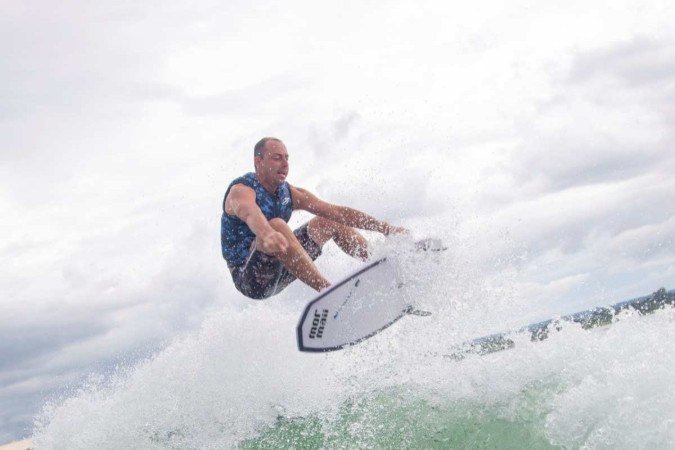 Lago Paranoá recebe o 18º Campeonato Sul-Americano de Wakesurf