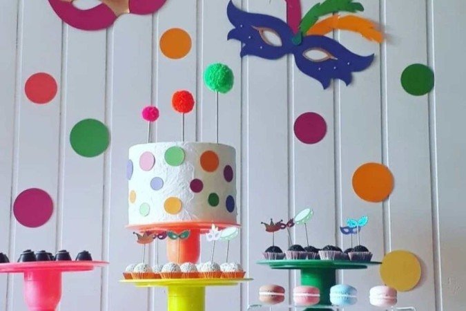 Bloco da família: veja os melhores itens para decorar sua casa no carnaval