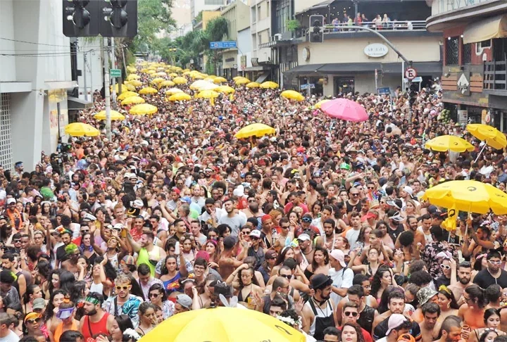RJ terá mais de 450 blocos de rua no Carnaval 2024; veja detalhes