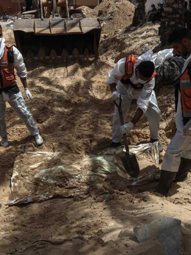 A história por trás dos 200 corpos em valas comuns de Gaza