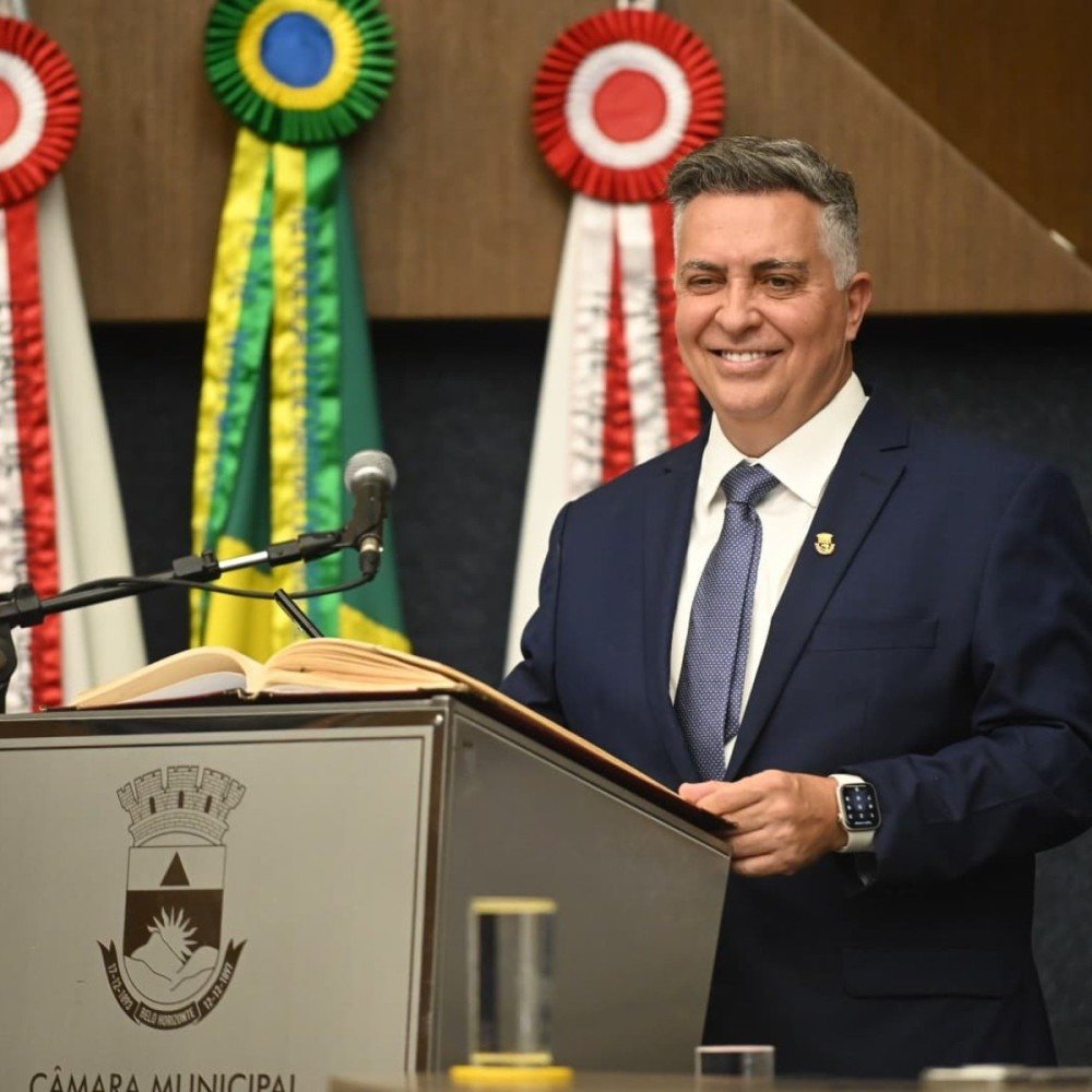 Álvaro Damião toma posse como Prefeito de Belo Horizonte