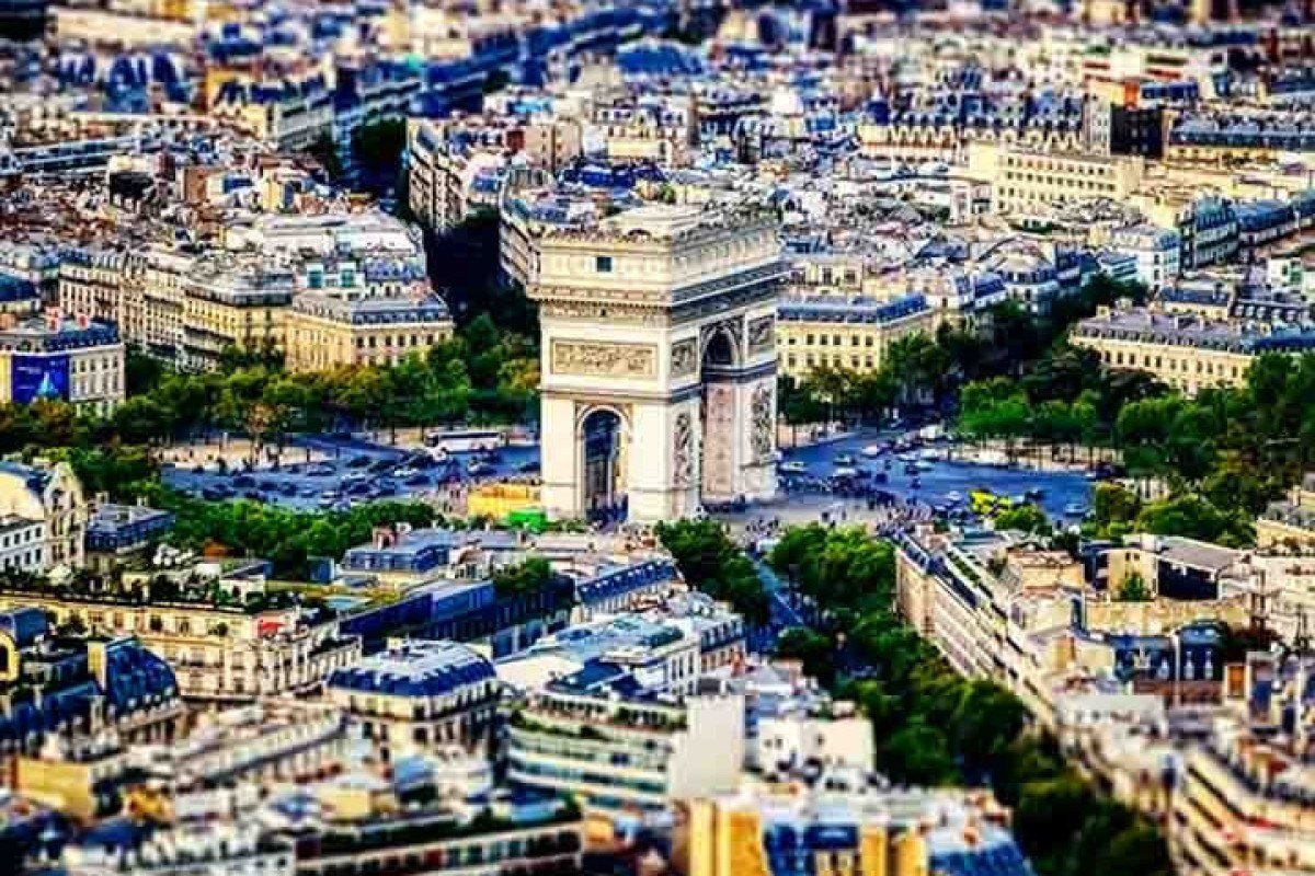 Os principais pontos turísticos de Paris, a vibrante Cidade-Luz; veja