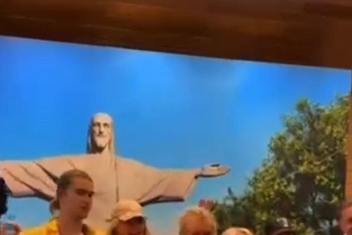 Rod Stewart passa férias no Rio, curte o Corcovado e posa com chef de ...