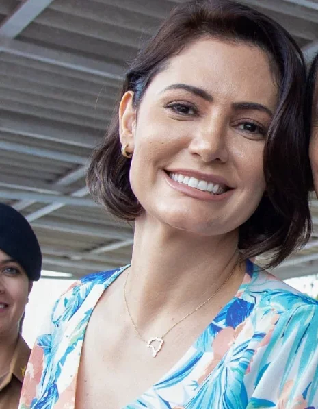 Pra quem não viu: Pesquisa aponta Michelle Bolsonaro como segunda ...